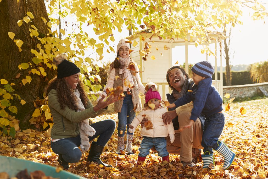 15 Must-Do Fall Activities for the Entire Family | Postable